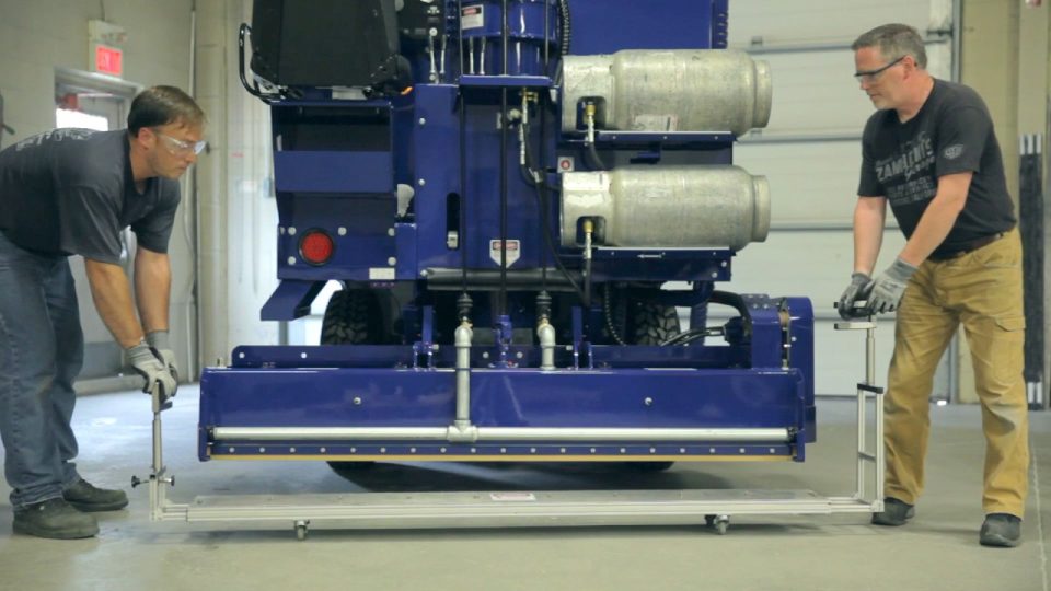 Blade Changing Assistant | Zamboni