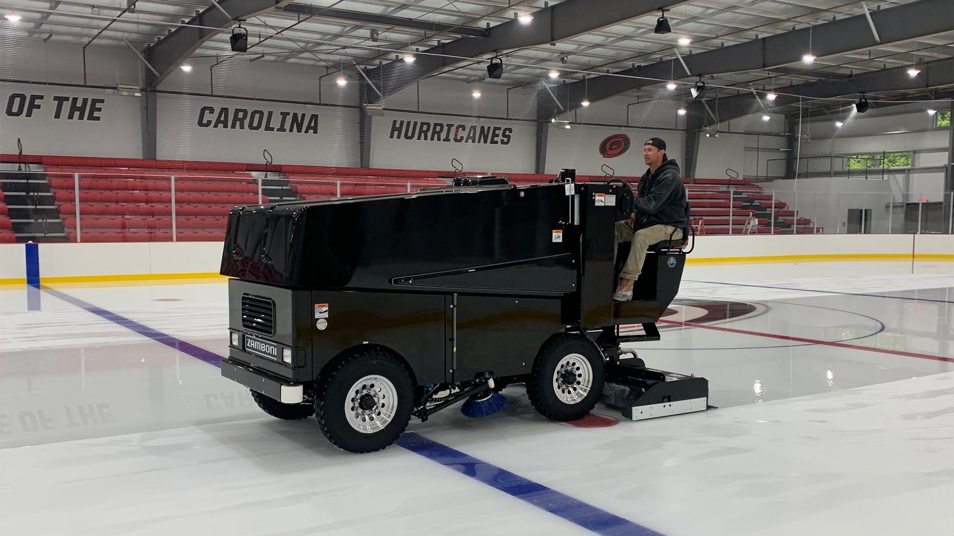 Model 546 Zamboni